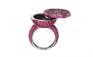 The Murky History of Poison Rings | GIA 4Cs