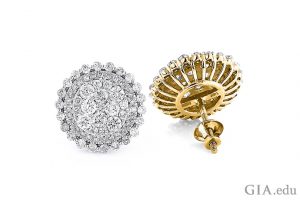 How to Choose Diamond Stud Earrings