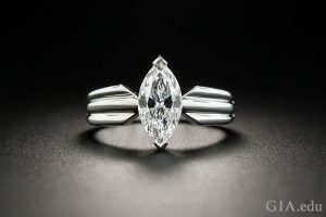 VVS Diamond versus VS Diamond: What’s the Difference in Diamond Clarity?