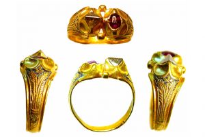 The Origin of Wedding Rings: Ancient Tradition or Marketing Invention ...