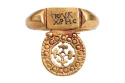 The Origin of Wedding Rings: Ancient Tradition or Marketing Invention ...