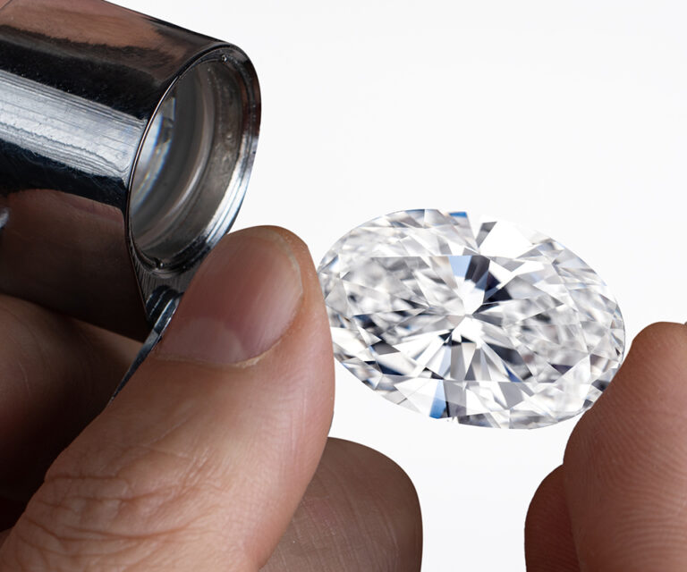How to Buy a Diamond | GIA 4Cs