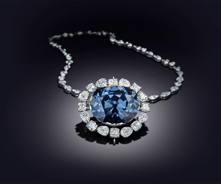 Blue Diamond Buying Guide | The Beauty of Blue Diamonds | GIA 4Cs